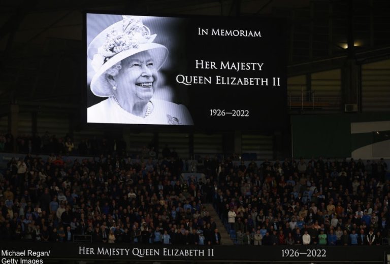 Her Majesty The Queen Leaves Buckingham Palace for the Last Time – What ...