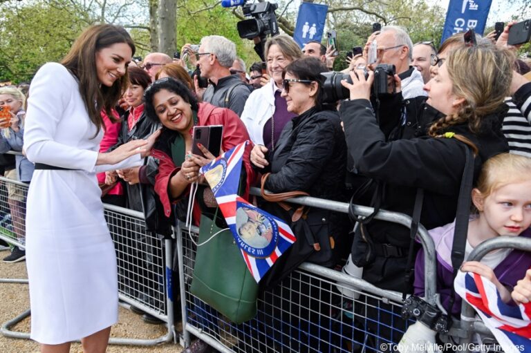 Understated Elegance for the Princess at Pre-Coronation Lunch and ...