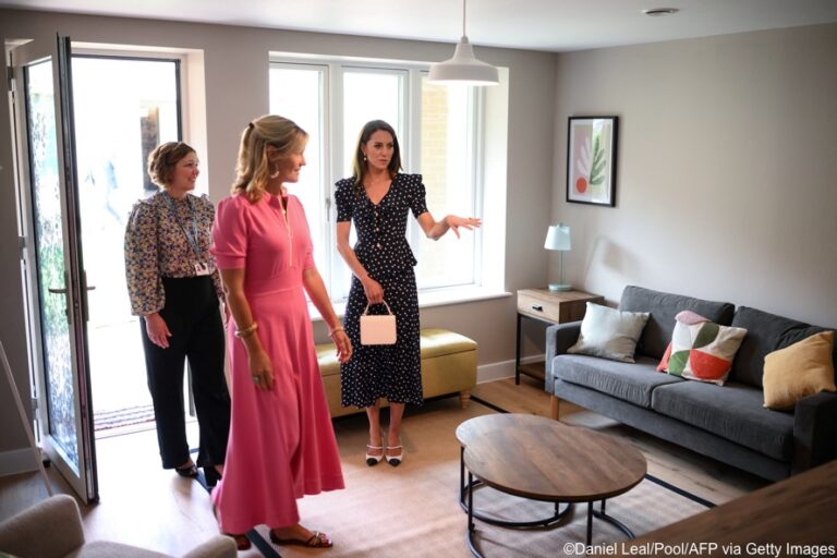 It’s Royal Repeats for Hope House in Southampton – What Kate Wore