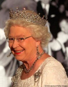It’s Jenny Packham and the Lover’s Knot Tiara for the 2023 Diplomatic ...